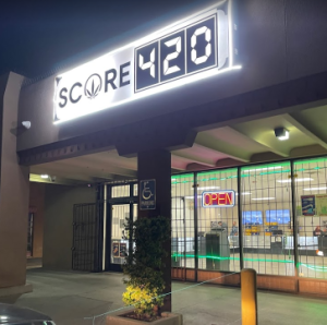 Alamogordo Dispensary - Score 420